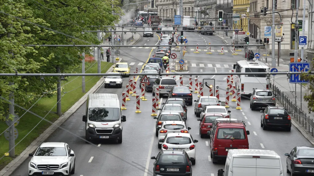 Ucpané centrum, zpožděné tramvaje. Opravy komplikují dopravu v Brně ...