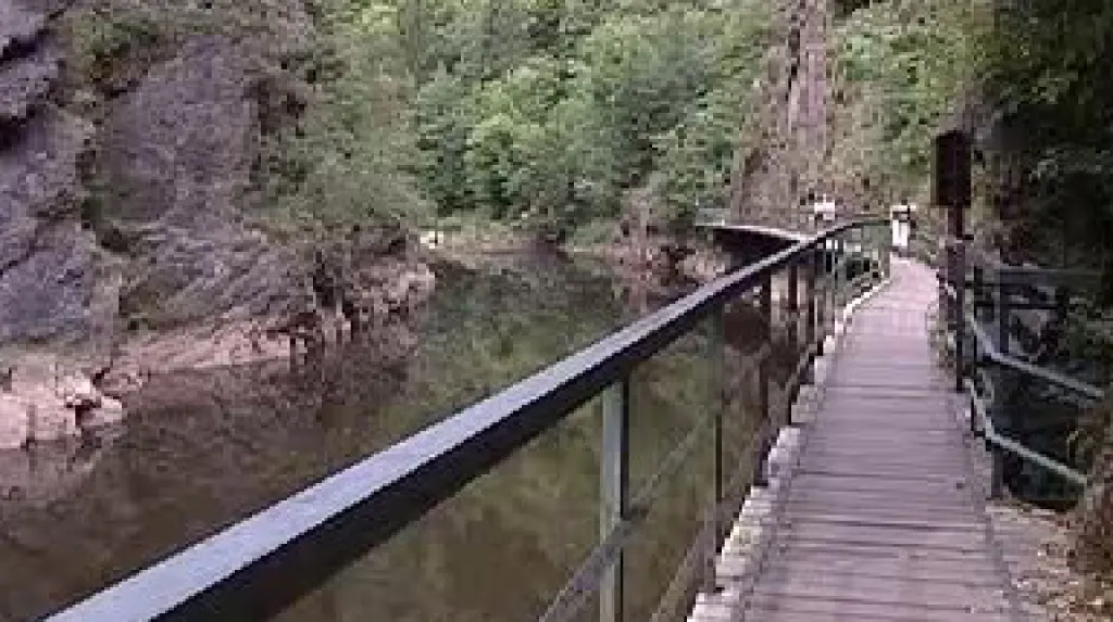 Turistická atrakce: Grand Canyon na Jizeře — ČT24 — Česká televize