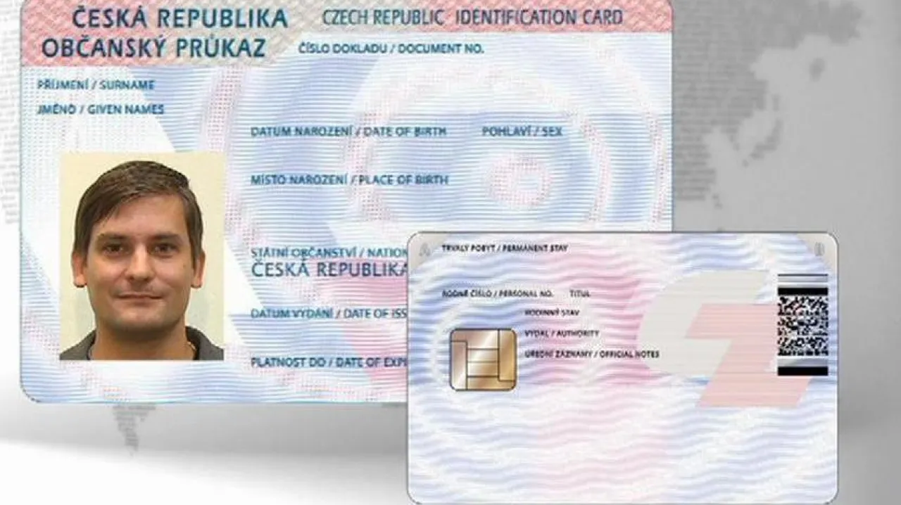 Nové občanské průkazy budou mít čip — ČT24 — Česká televize