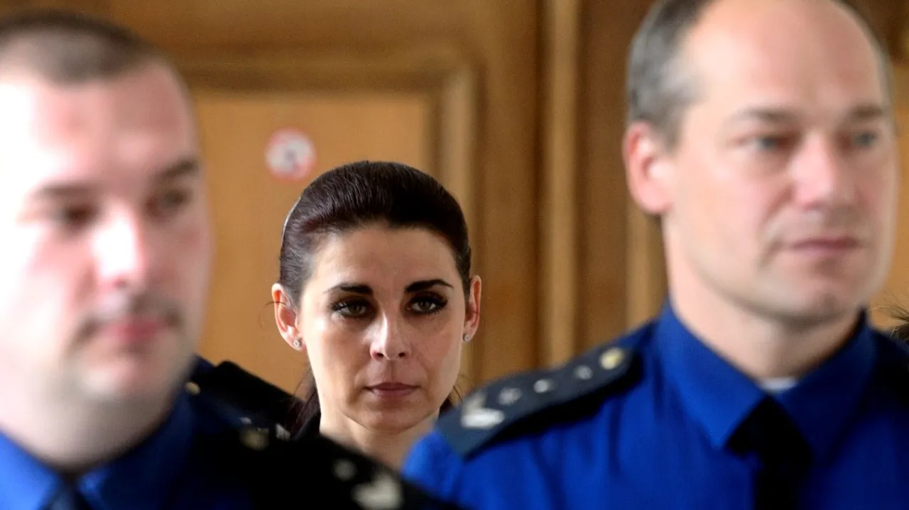 Soud opět řekl „NE“. Kott, Pancová i Rath zůstávají ve vazbě — ČT24 ...