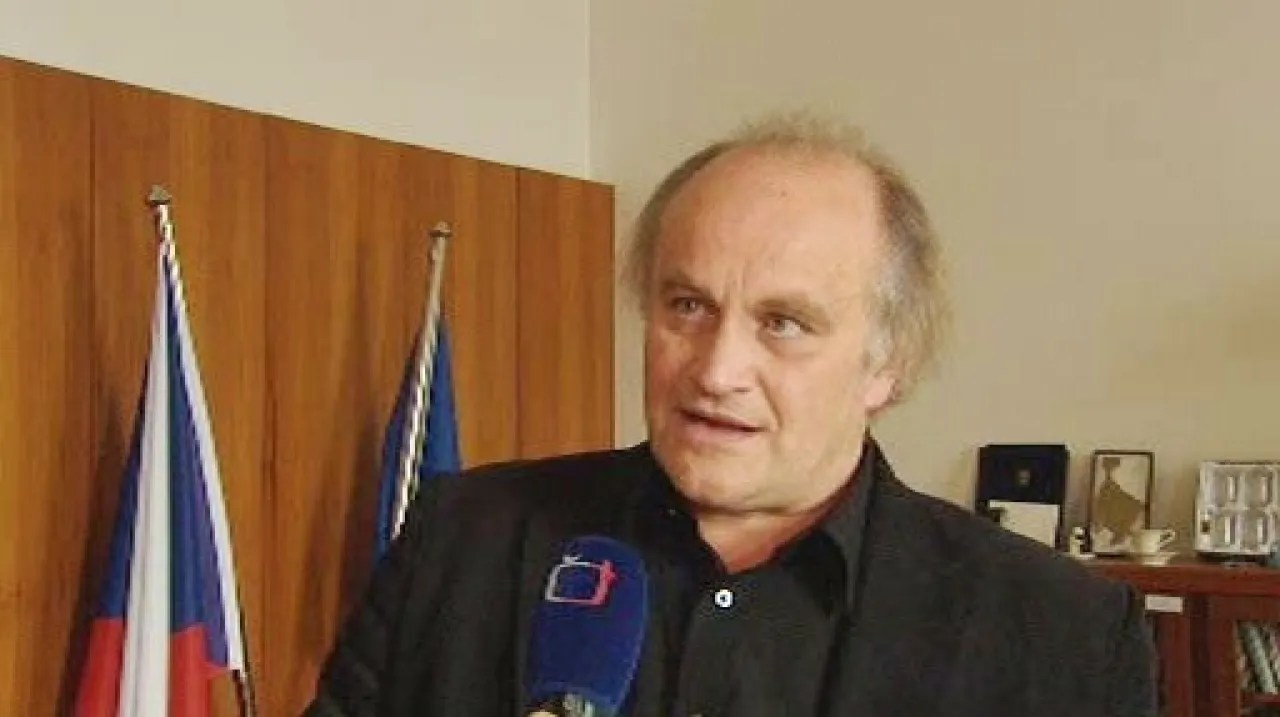 Kocáb kritizoval pořad Před 25 lety. Je to jako zprávy z třetí říše ...