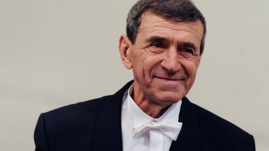 Zemřel herec František Peterka, pohádkový Krakonoš — ČT24 — Česká televize