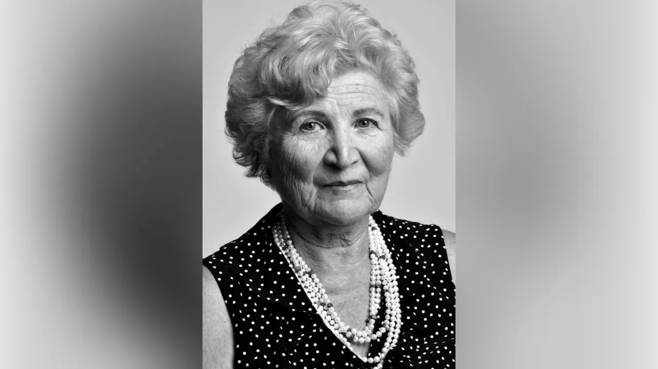 Zemřela přeživší Lidic Eva Kubíková-Bullock — ČT24 — Česká televize