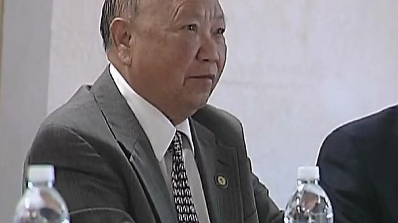 Zemřel laoský generál – hrdina a zrádce z Vietnamu — ČT24 — Česká televize