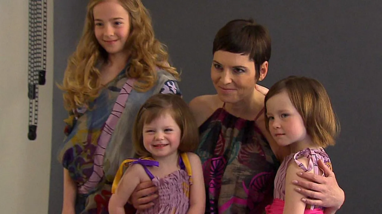 Robert Vano fotí pro Bangladéš — ČT24 — Česká televize