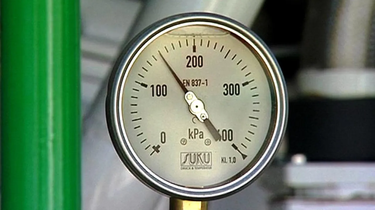 Bioplynová stanice v Třeboni dodává elektřinu i teplo — ČT24 — Česká televize