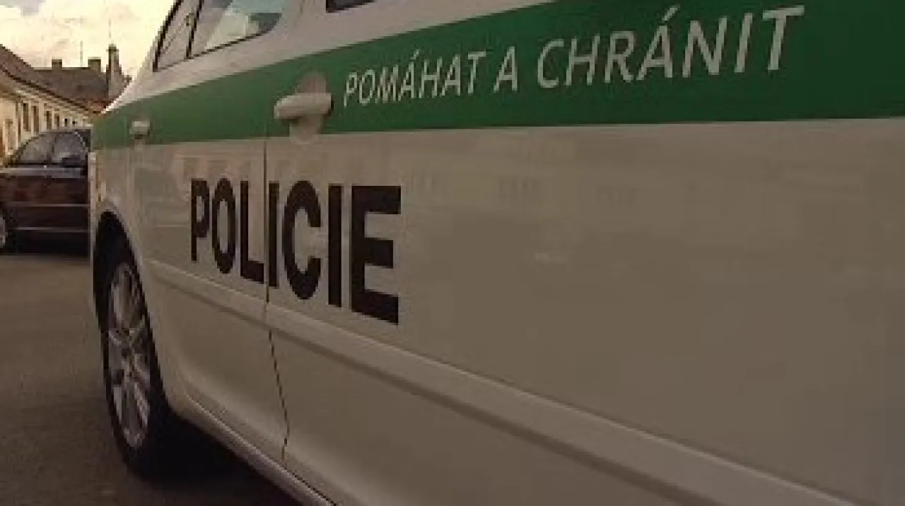 Lidé našli na náměstí ve Zlíně mrtvolu, po totožnosti se pátrá — ČT24 ...