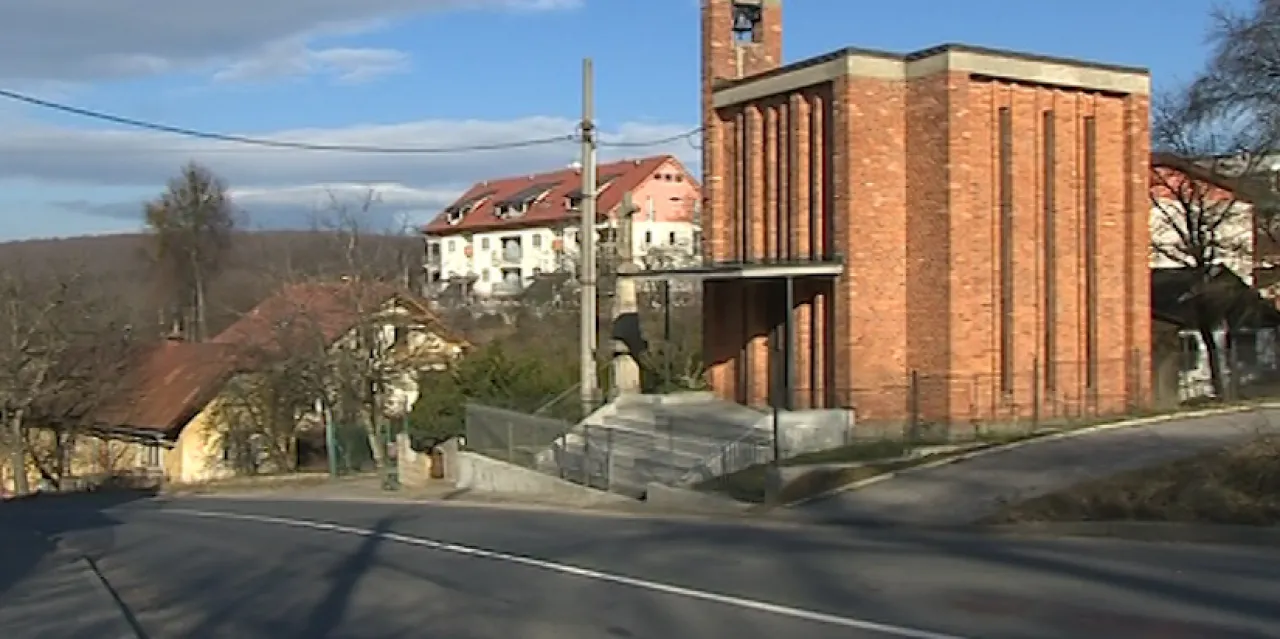 Obuvník Baťa nechal stavět kostely a kapličky — ČT24 — Česká televize