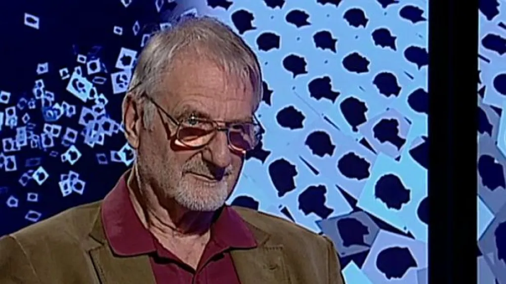 „Ekonomickou krizi způsobil konzumerismus,“ říká John Whitmore — ČT24 ...