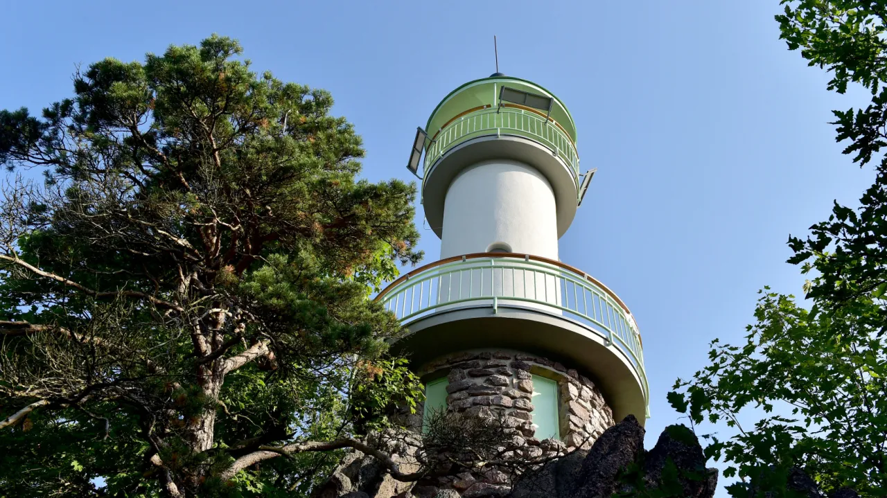 Rozhledna Babí lom nad Lelekovicemi otevírá pro turisty. Její ...