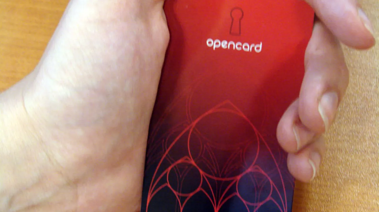 Elektronické karty Opencard jsou předražené — ČT24 — Česká televize