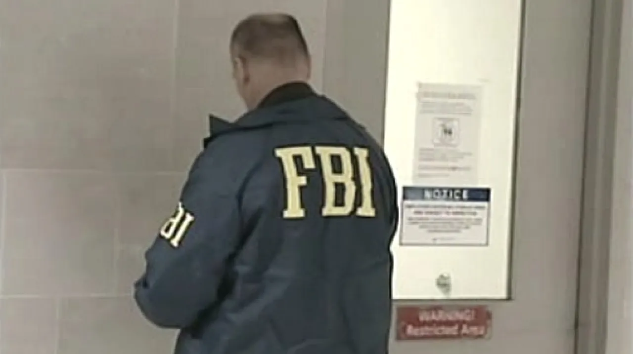 Agenti FBI zatkli muže, jenž plánoval útoky na metro ve Washingtonu ...