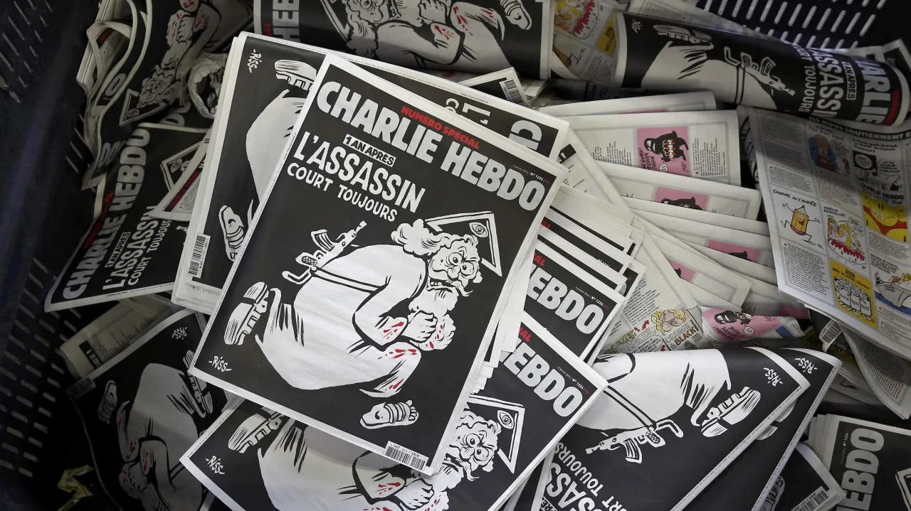 Charlie Hebdo rok po útoku varuje před fanatiky: „Vrah je stále tam ...
