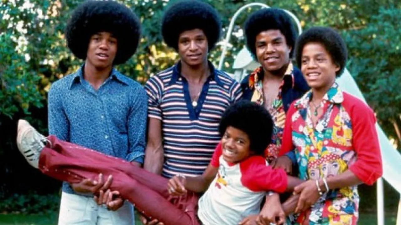 The Jackson 5 vyráží po letech na turné — ČT24 — Česká televize