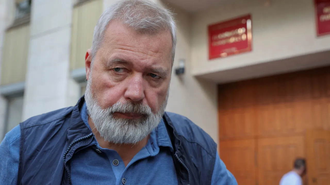 Nobelista Muratov se stal „zahraničním agentem“. Opozičních novinářů v ...