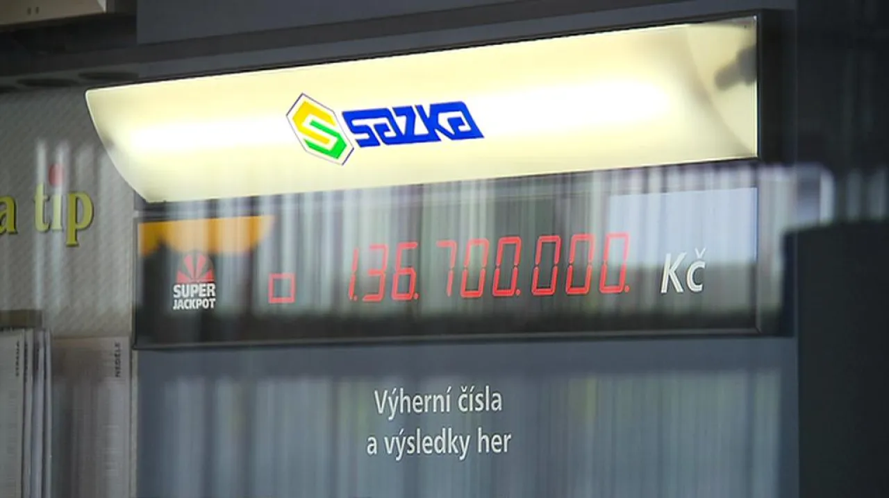 Ze Sazky se možná ztrácejí peníze, varují věřitelé — ČT24 — Česká televize