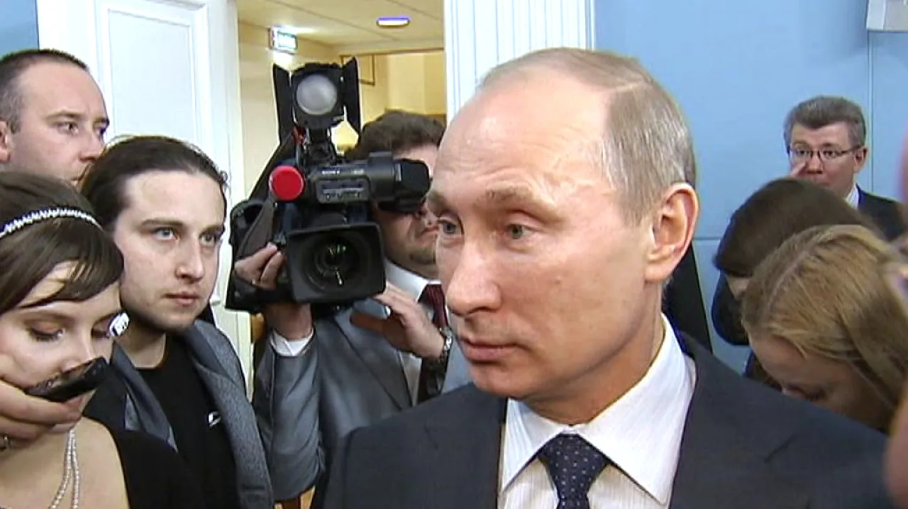 Putin slibuje a miliardy lítají — ČT24 — Česká televize