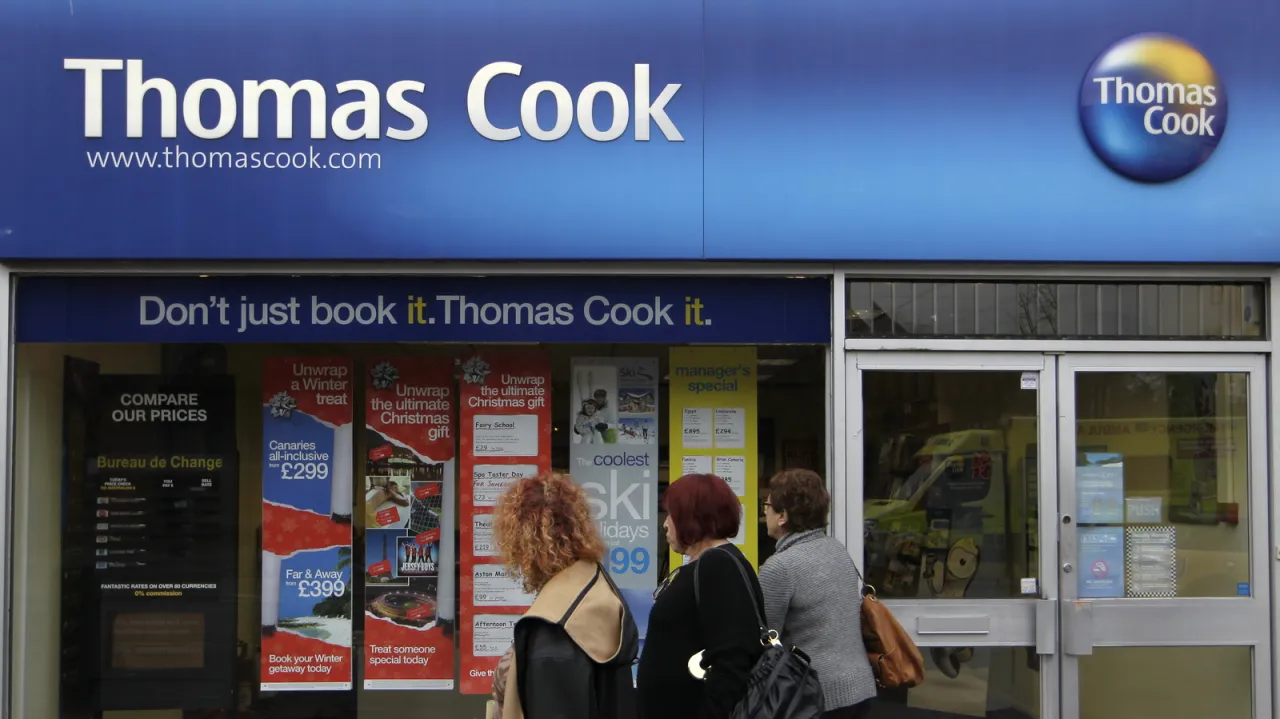 Thomas Cook zavře část poboček a zmenší portfolio hotelů — ČT24 — Česká ...