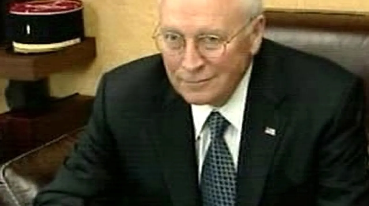 Americký viceprezident Cheney je po operaci — ČT24 — Česká televize