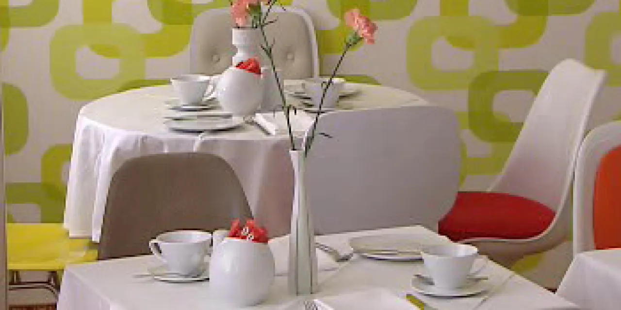 Design 50.-70. let se skrývá na Malé Straně — ČT24 — Česká televize