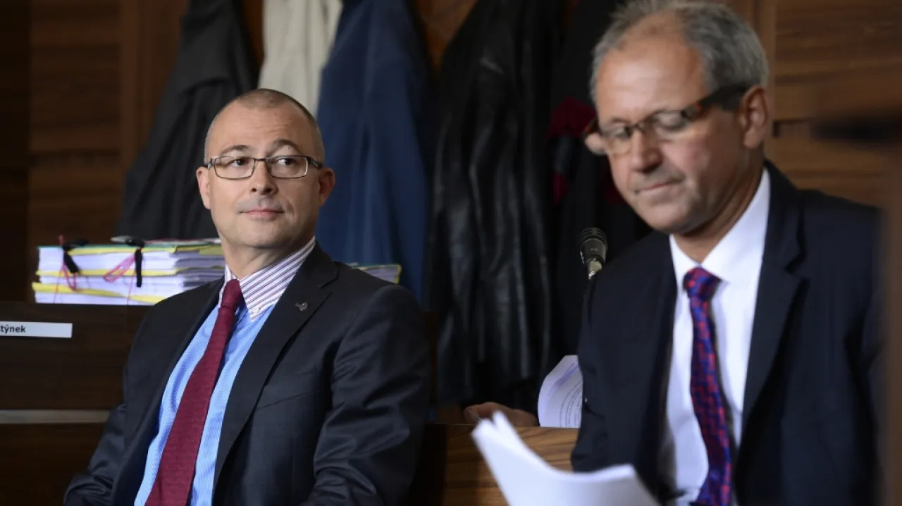 Soud zprostil exministra Bartáka viny, chyběly důkazy — ČT24 — Česká televize