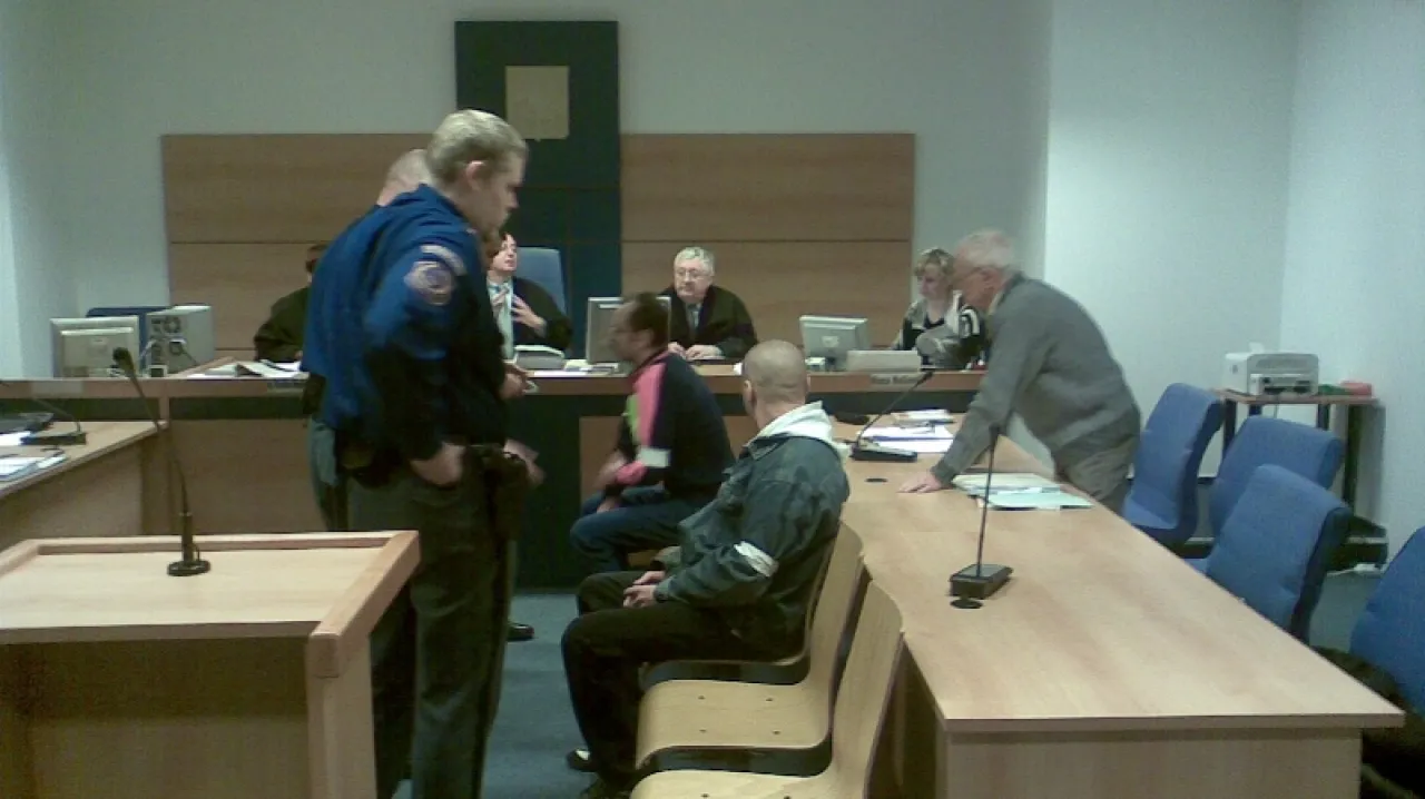 Bezdomovci ze Slovácka dostali za vraždu výjimečné tresty — ČT24 — Česká televize