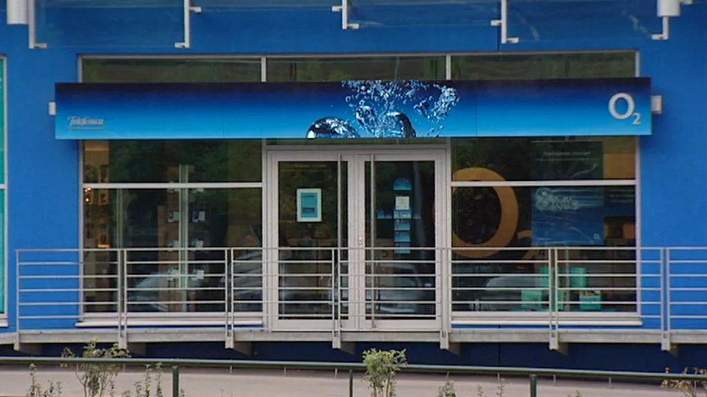 Mobilní síť O2 na Moravě už funguje — ČT24 — Česká televize