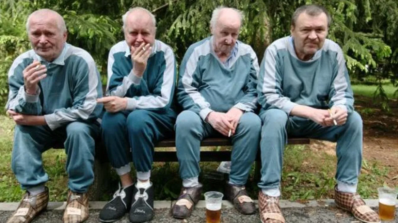 Na plnoletost si Mezi ploty ťukají nealkoholickým pivem — ČT24 — Česká televize