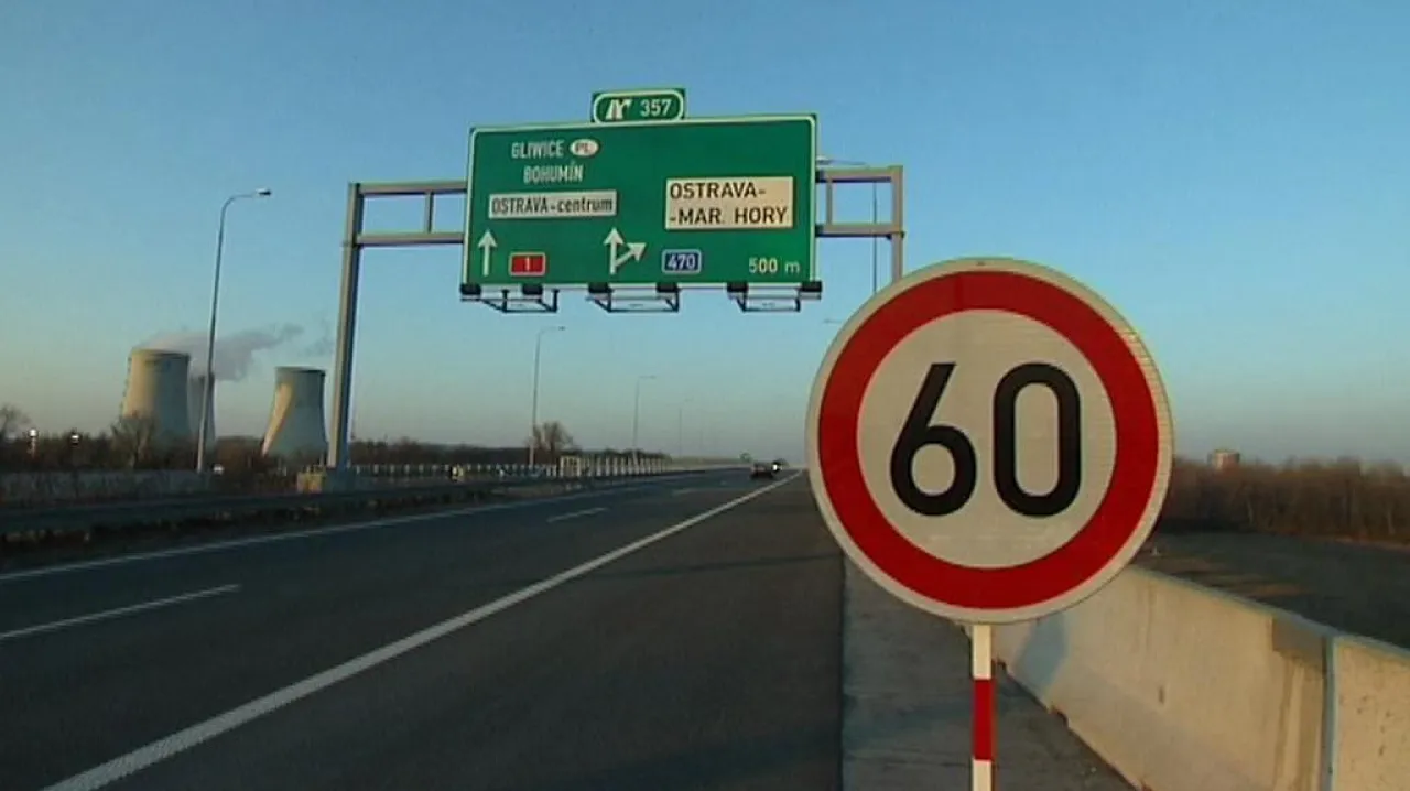 Eurovia vytáhne ze státu stovky milionů za vícepráce — ČT24 — Česká ...