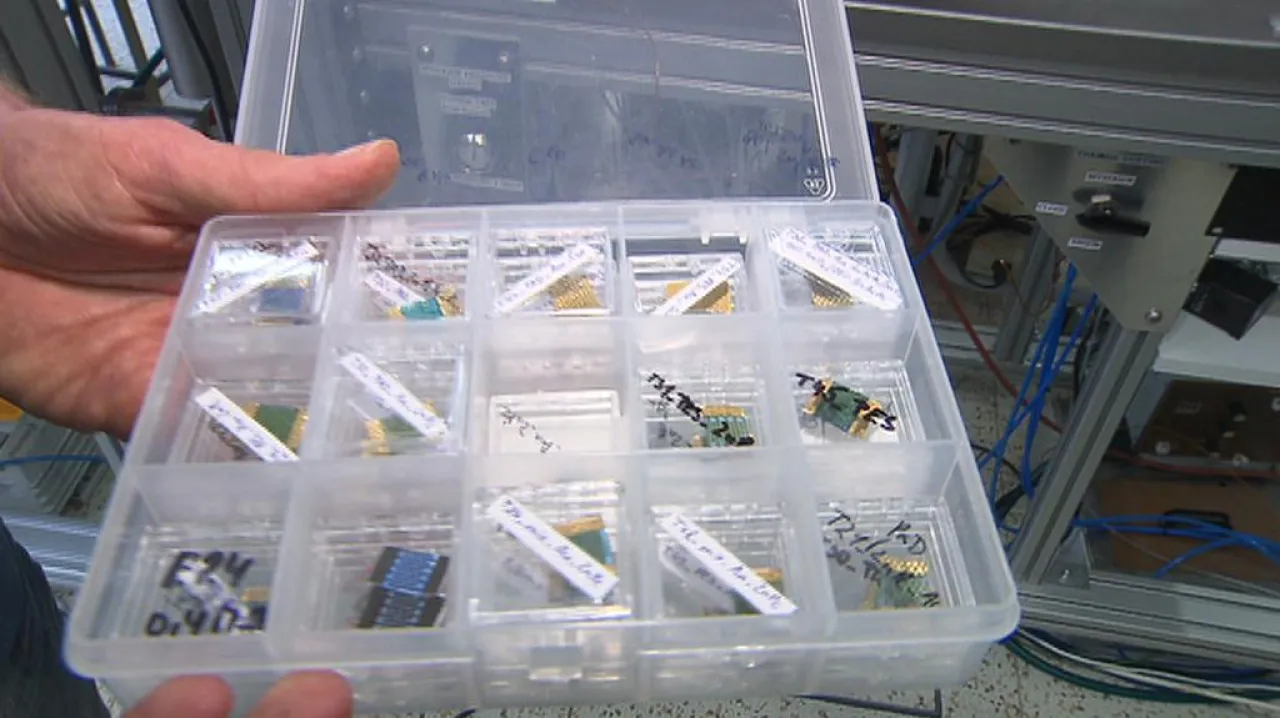 Pozor, yperit. Čeští vědci pro NATO vyvíjejí detektor bojových látek ...