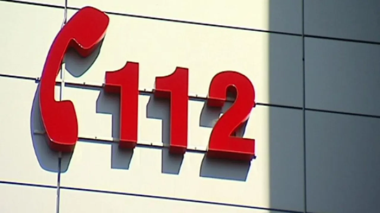 112: Každé desáté tísňové volání je irelevantní — ČT24 — Česká televize