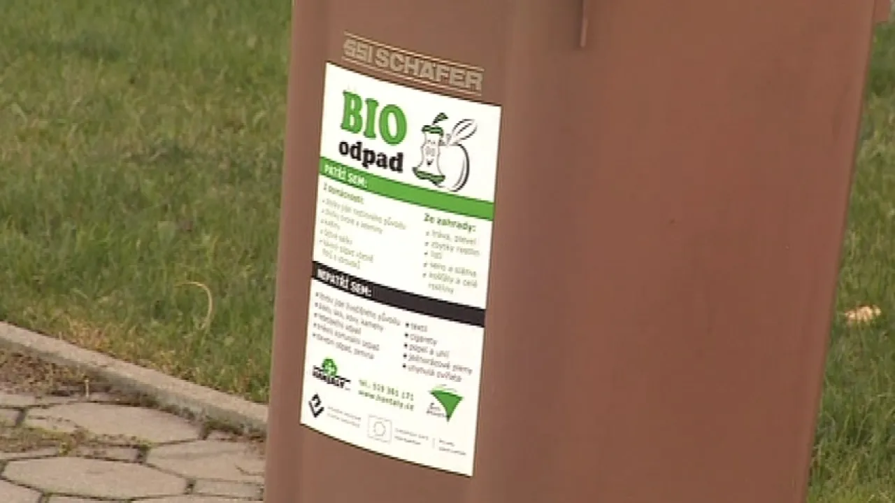 Hustopeče třídí bio odpad. Ušetří tak peníze z rozpočtu — ČT24 — Česká ...