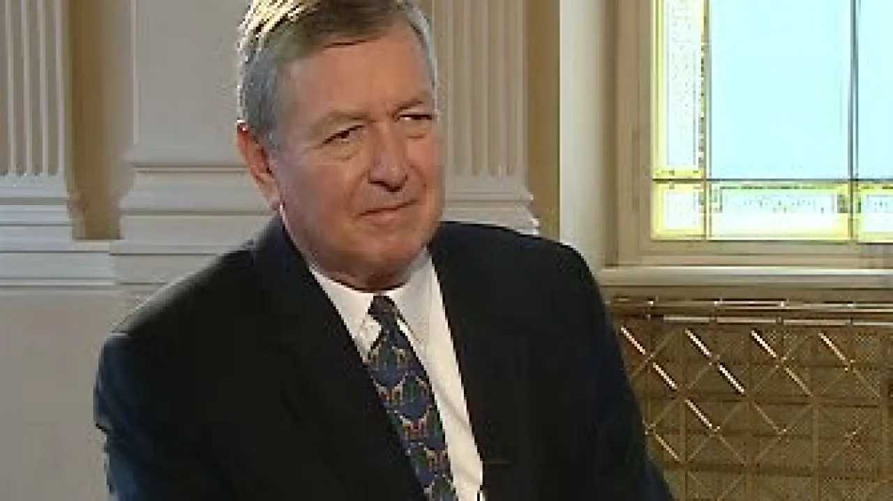 „Pluralismus je živnou půdou veškerého zlepšování,“ říká John Ashcroft ...