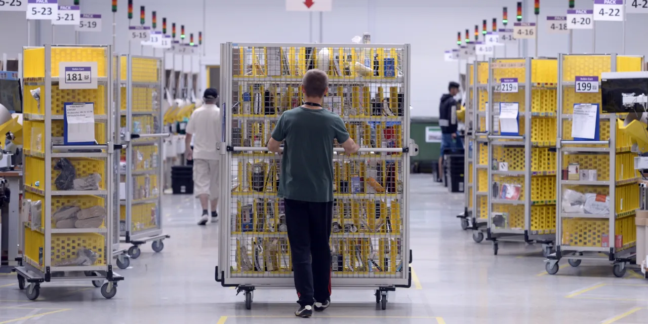 Amazon nabere po Evropě lidi. Jenom v Česku chce přijmout tisíc ...