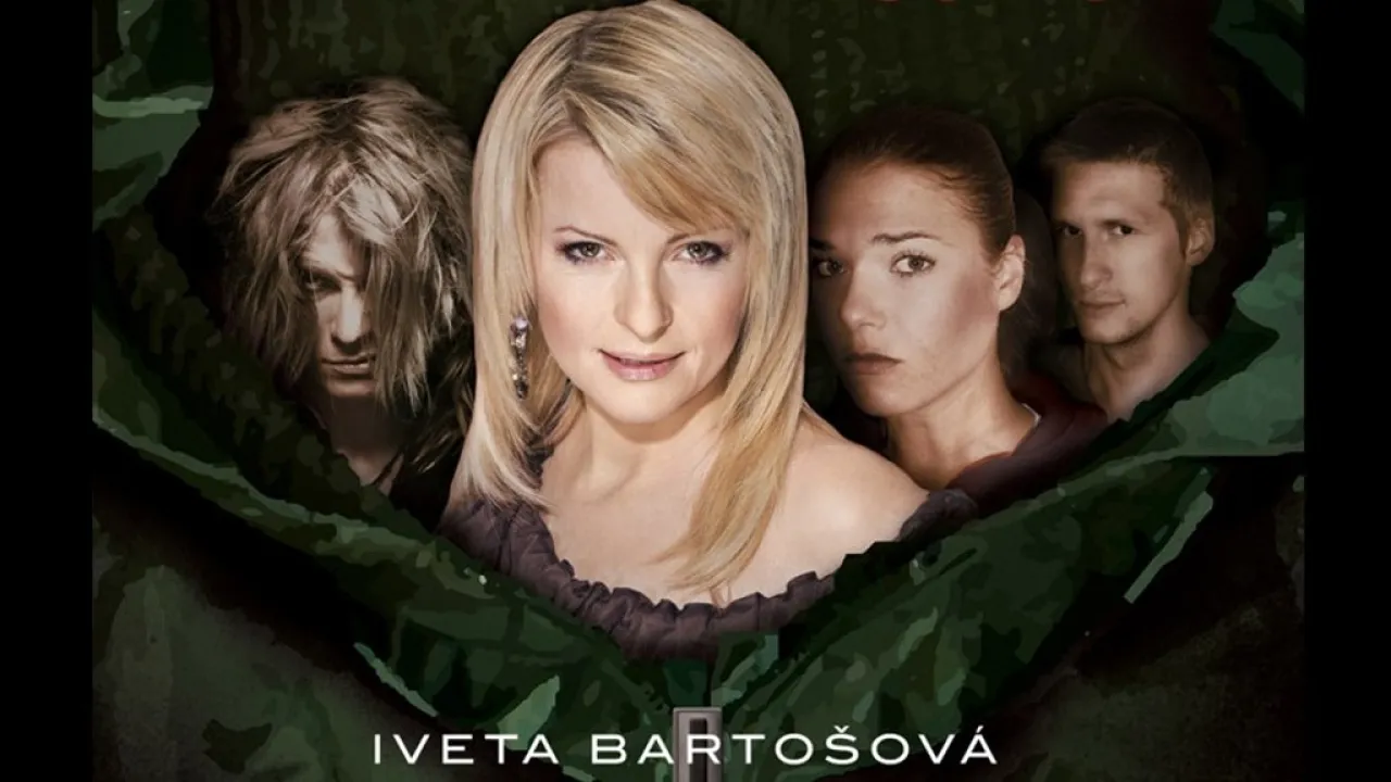 Filmové premiéry: Mluvící plyšák a dabovaná Iveta — ČT24 — Česká televize