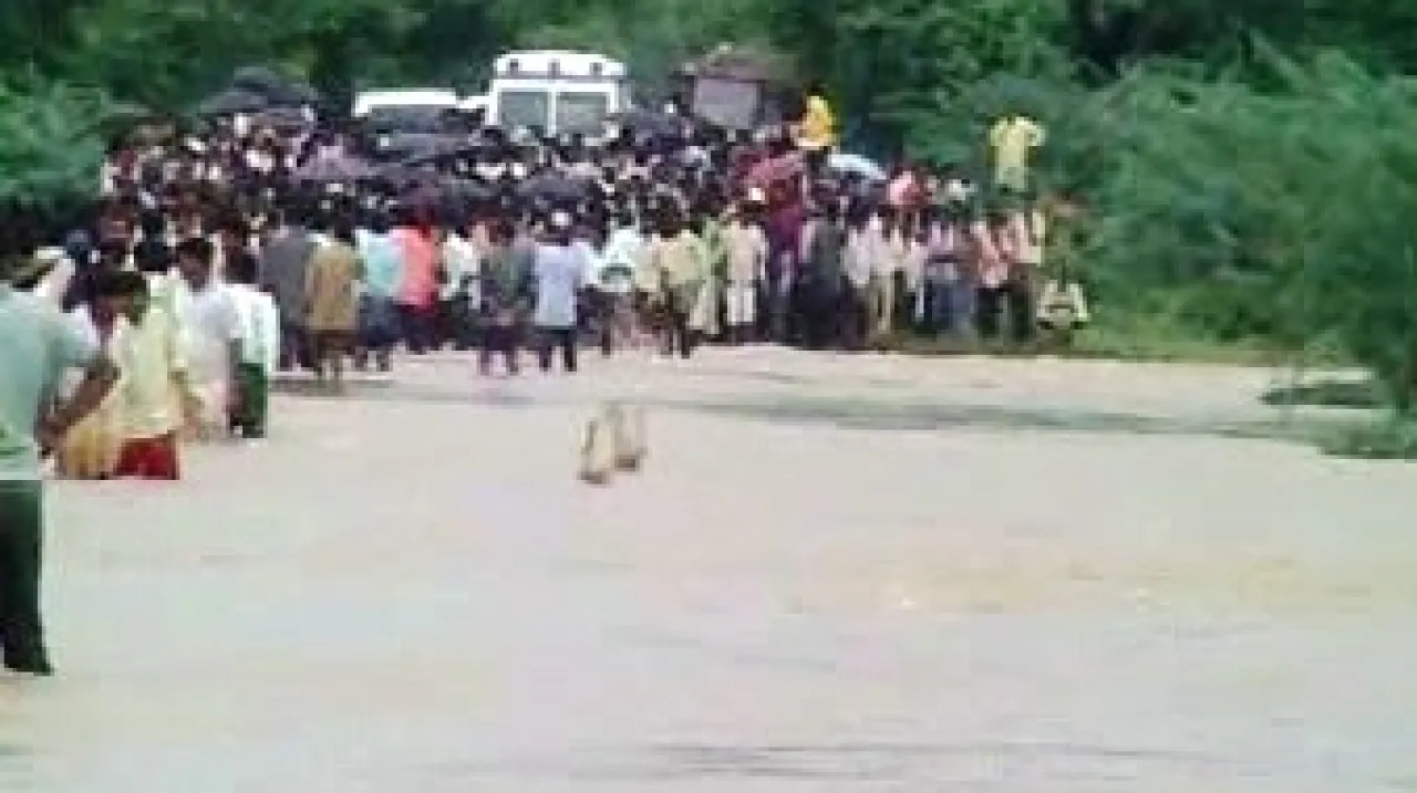 Indické monzuny už letos stály život několik desítek lidí — ČT24 ...