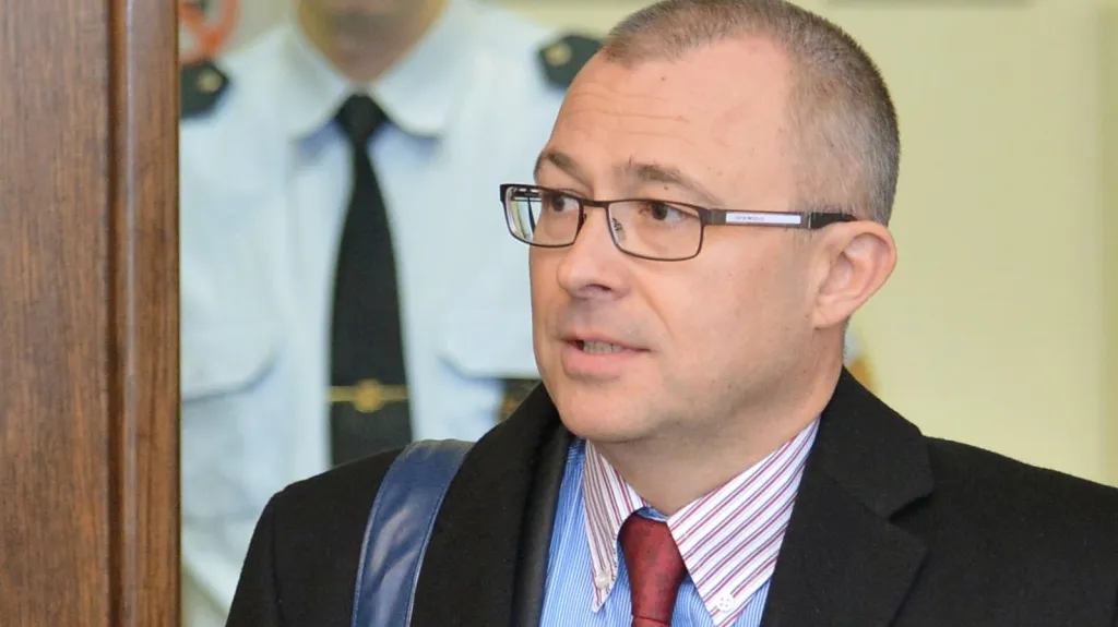 Barták je v kauze tatrovek nevinný, potvrdil vrchní soud — ČT24 — Česká ...