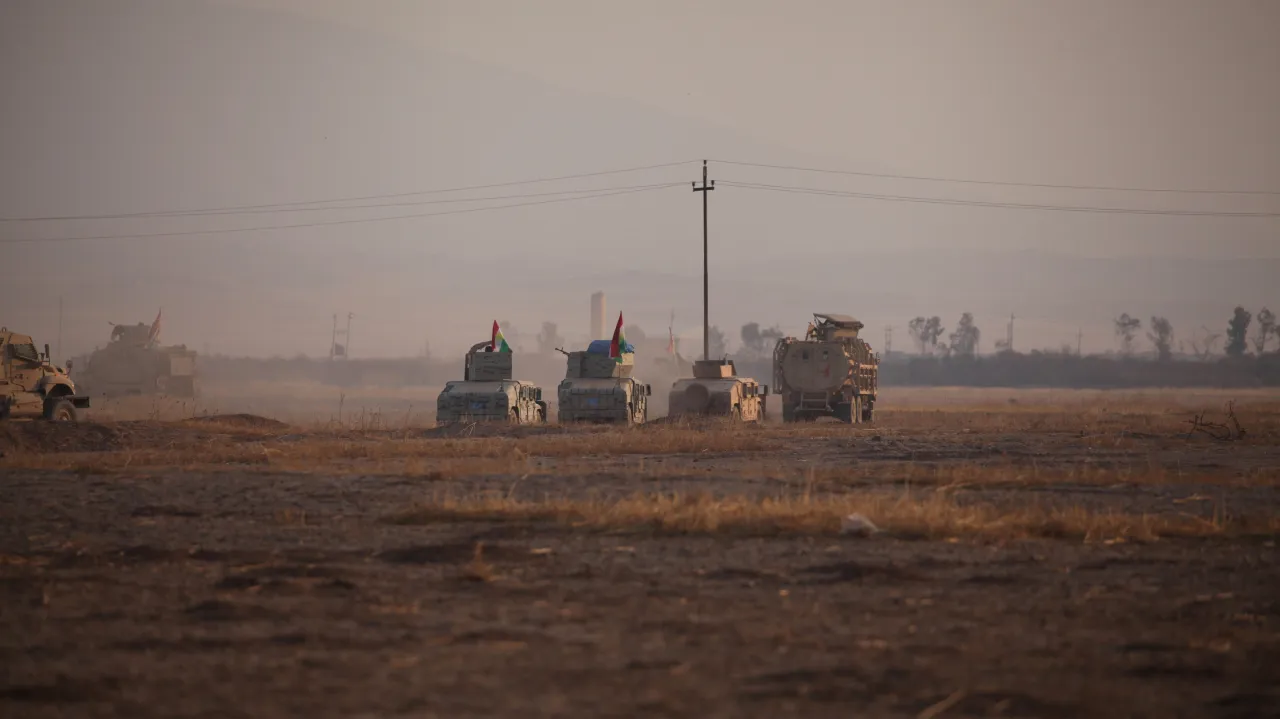 Pešmergové vstoupili do Bašiky. Islamisté mají proti nim připraven ...