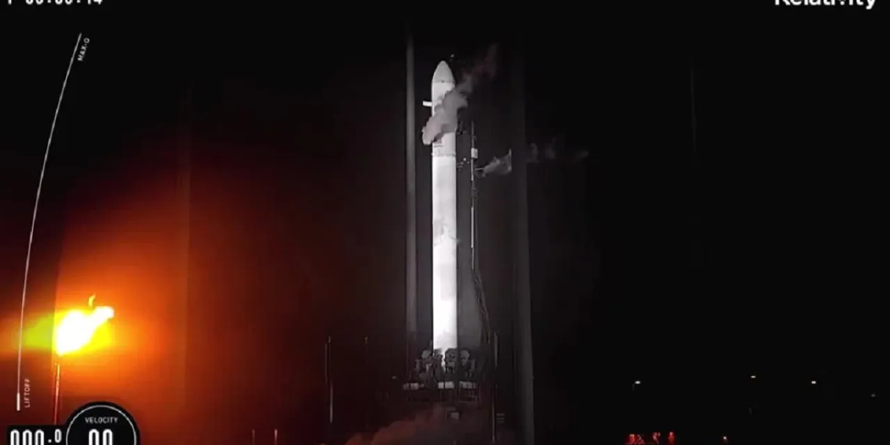 První vesmírná raketa vyrobená na 3D tiskárně odstartovala z Mysu ...