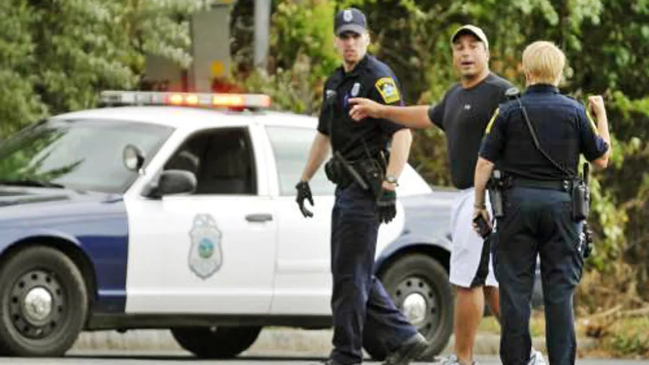 Střelba na předměstí Denveru - zemřel útočník a tři další lidé — ČT24 ...