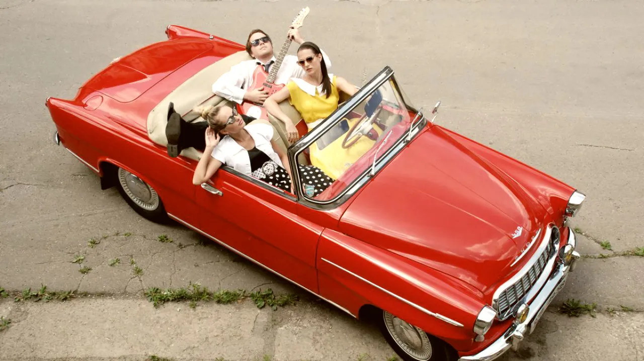 AVÍZO: Classic Car Weekend — ČT24 — Česká televize