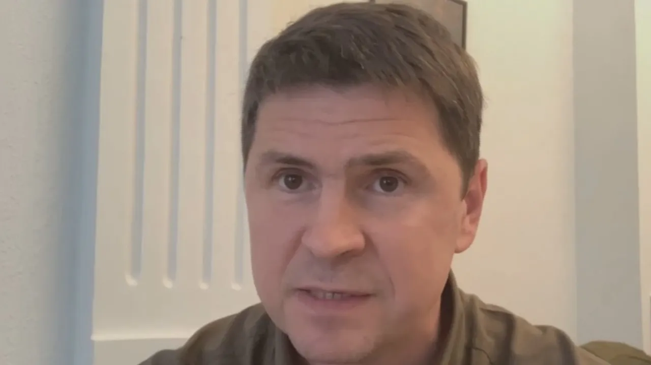 Podoljak pro ČT: Rusové chtějí mít z Ukrajiny loutkový stát po vzoru ...