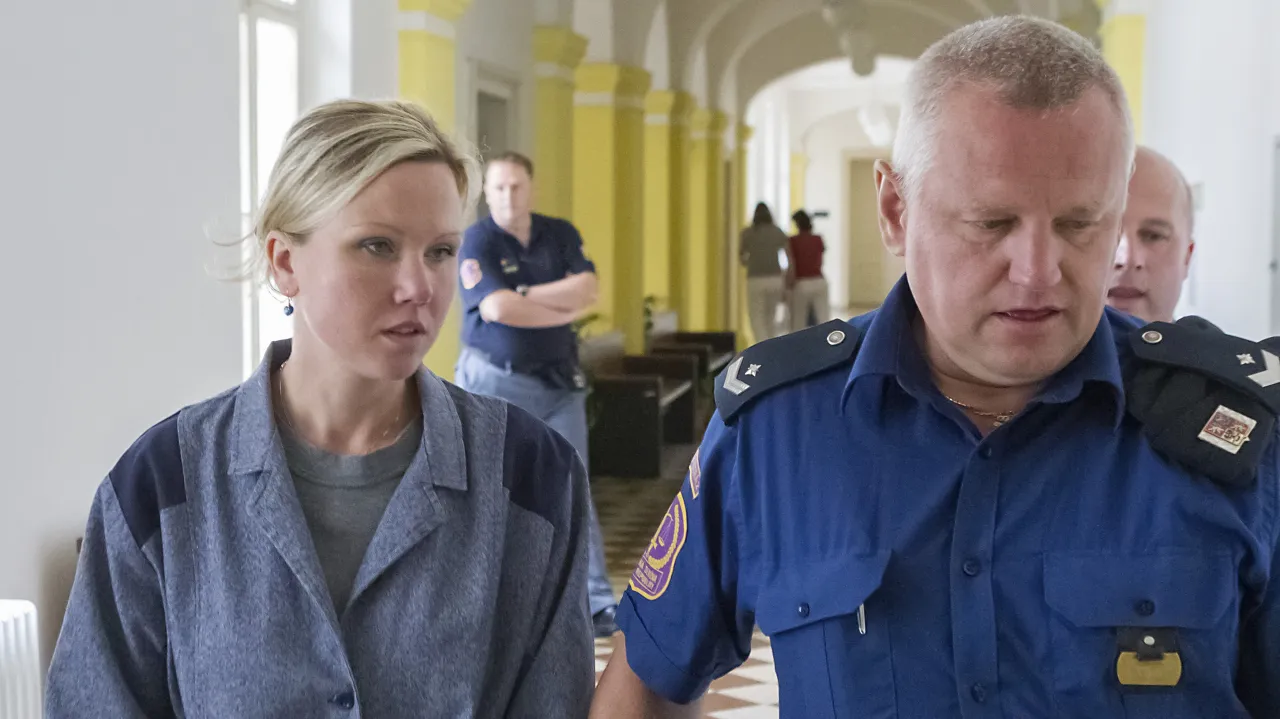 Tyranka z Kuřimi Klára Mauerová zůstává ve vězení — ČT24 — Česká televize