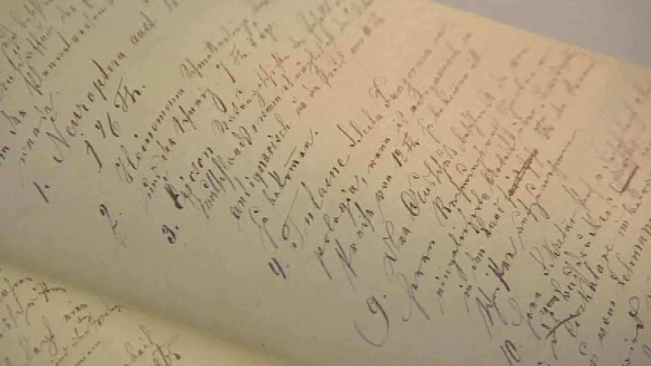 Muzeum výjimečně vystavilo rukopis z počátku genetiky — ČT24 — Česká ...