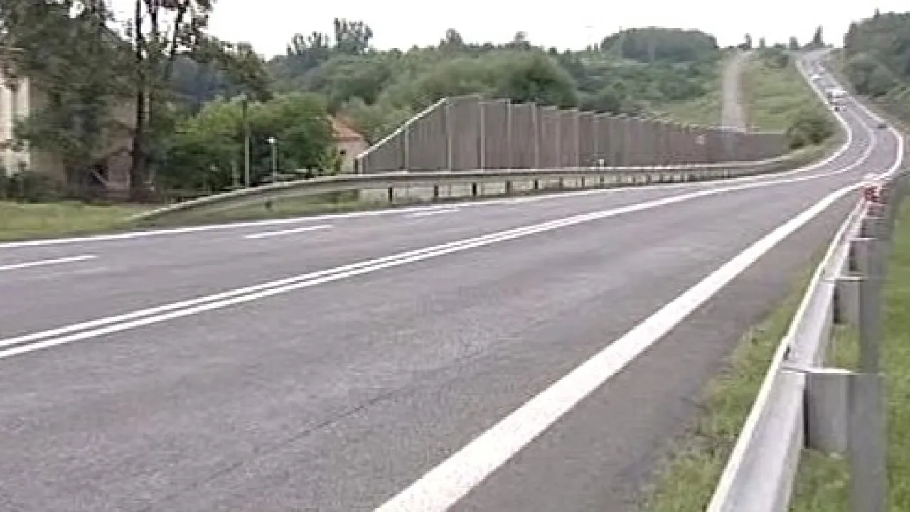 Slovensko začalo s výstavbou první silnice za soukromé investice — ČT24 ...