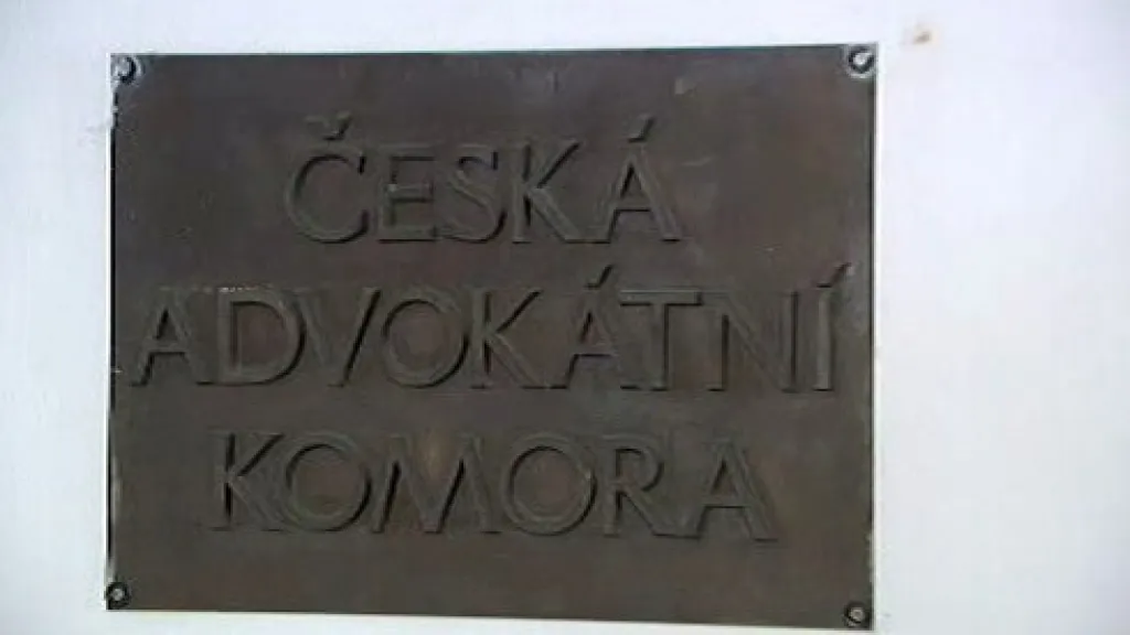 Bývalý soudce se stal obhájcem i proti vůli advokátní komory — ČT24 ...