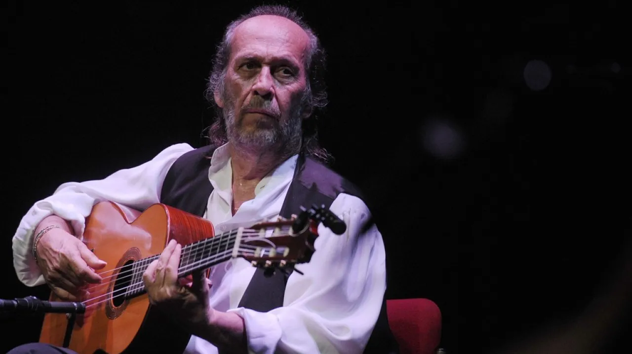 Paco de Lucía bude hrát v srdci Olomouce pod palmami — ČT24 — Česká ...