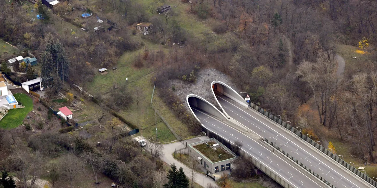 Pisárecké tunely v Brně se kvůli koordinaci staveb opraví asi až v roce ...
