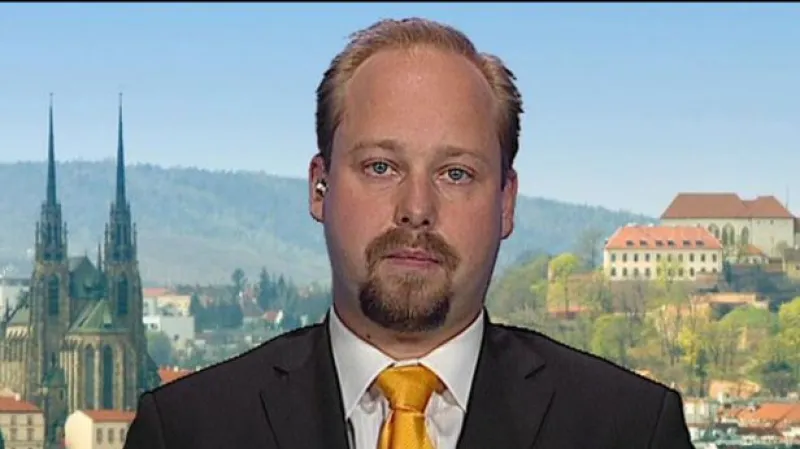 Přímá volba prezidenta prošla do posledního čtení — ČT24 — Česká televize