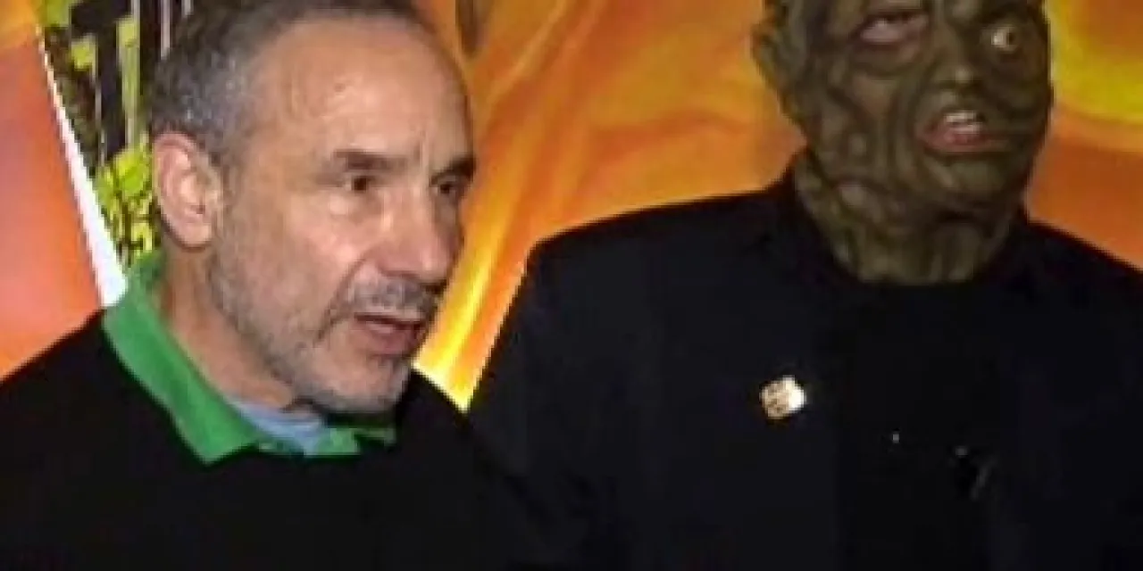 Lloyd Kaufman stále točí „jiné filmy“ — ČT24 — Česká televize